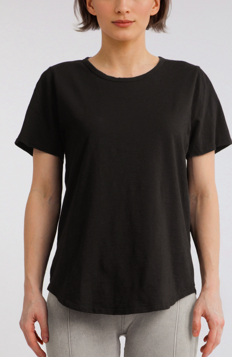 High-Low Scoop Back Tee – NUX